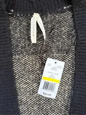 Dreamers By Debut | Sweaters | Dreamers By Debut Open Front Black Cream ...